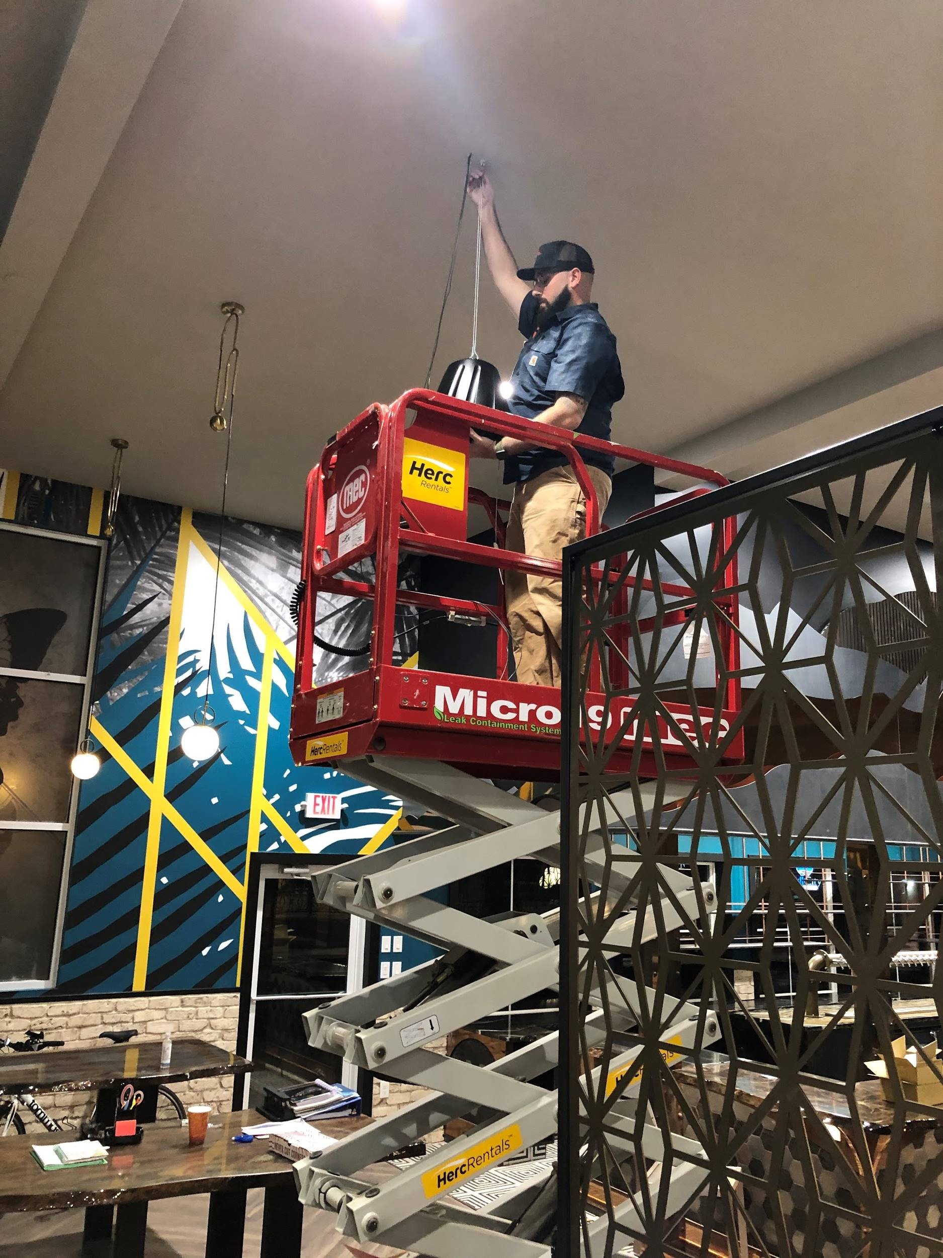 Mellow Mushroom restaurant gets acoustics right with SoundTube ...